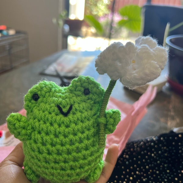 Crocheted Frog Holding Daisy Stuffed Animal, Cute Frog Plush, Unique ...