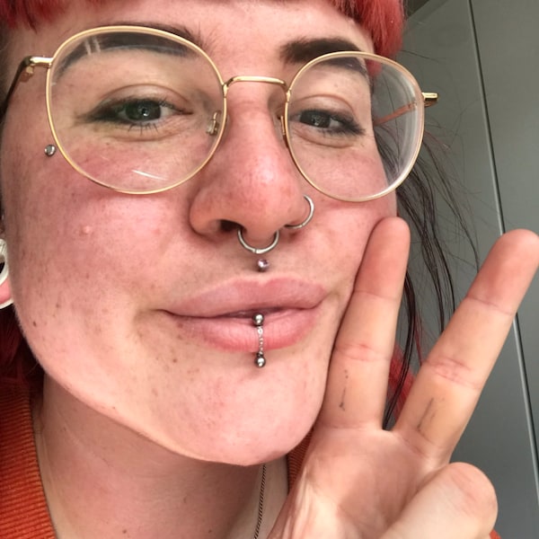 Vertical Labret Piercing Chain, Piercing Chain, Lip Piercing, Lip ...