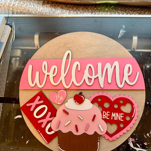 Daisy Welcome Sign SVG Daisy Bee Door Hanger Svg Daisy Svg Bee Svg ...