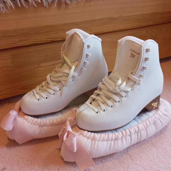 Pale Pink W/ Bows Super Puffy Ice Skate Skating Soakers Blade Covers ...