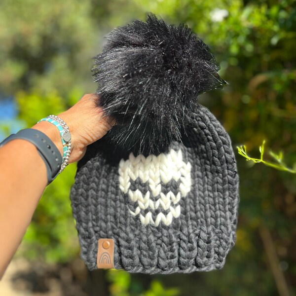 Classic Skull Beanie Knit PATTERN, Halloween Beanie, Knitting Pattern ...