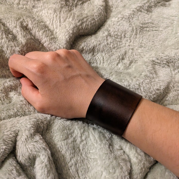 Customizable Leather Swivel Eye Bolt Snap Keychain - Etsy