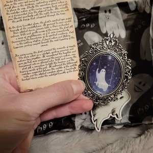 Small Framed Cabin Ghost Portrait - Etsy