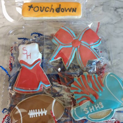 Cheer Megaphone & Pompom Cookie Cutter - Etsy