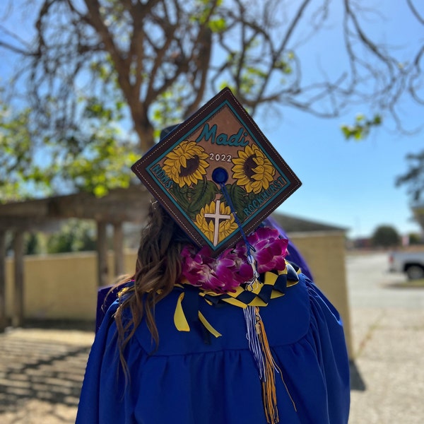 Custom Tooled Graduation Caps - Etsy Canada