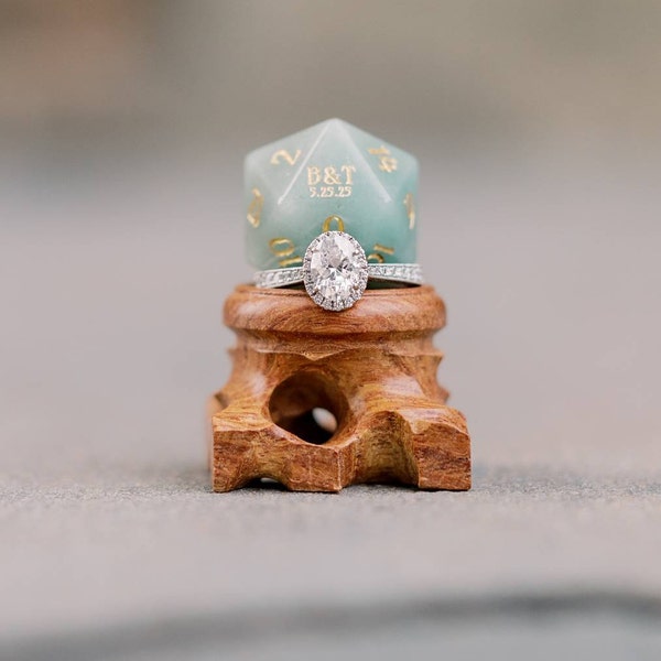 Set Mr Mrs D20 Dice | Wedding Dice | Groom and Bride | Dungeons ...