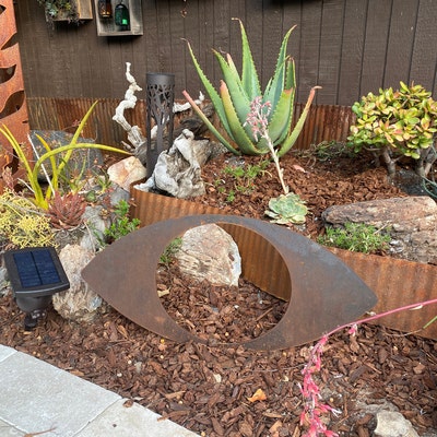 Exterior Rustic Eye Modern Art View Point Focal Point Rusty Metal ...