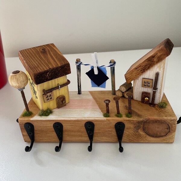 Wooden Key Holder, Colourful Key Rack, Key Storage Wall Hanger, Rustic ...
