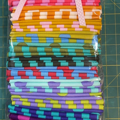 My Small World Quilt Pattern Booklet by Jen Kingwell - Etsy