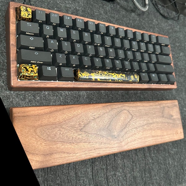 Black Walnut Wood Keyboard Case: Custom Wooden GH60 Wooting 60HE/HE+ ...
