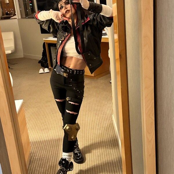 Vi Gauntlets / Gloves for Cosplay From Arcane, League of Legends - Etsy