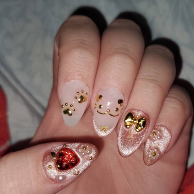 Newjeans Bunnies Nails , New Jeans Cute Kpop Nails , Korean Nails ...