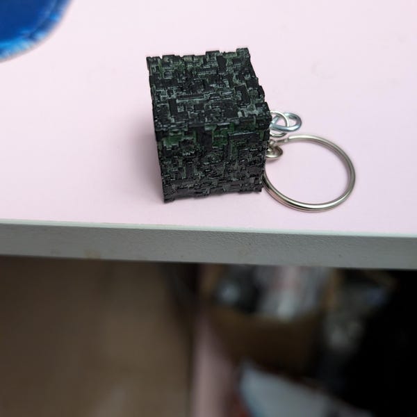 Star Trek Borg Cube Glow in the Dark Keychain - Etsy