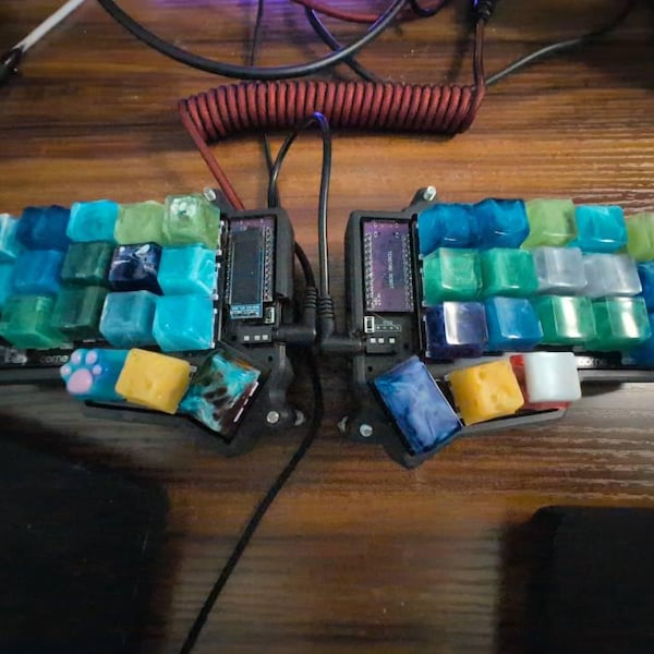 Custom Handmade Artisan Resin Keycap - Spacebar/escape/shift/backspace ...