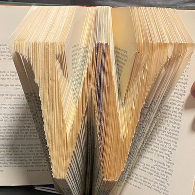 309 Letter E MMF Book Folding Pattern - Etsy