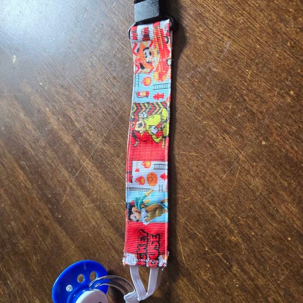 Sports Pacifier Clip / Baby Shower Gift / Fabric Pacifier Clip ...