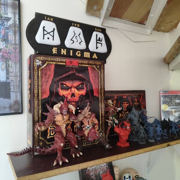 Diablo 2 Runeword Embossed Sign/plaque - Enigma - Etsy