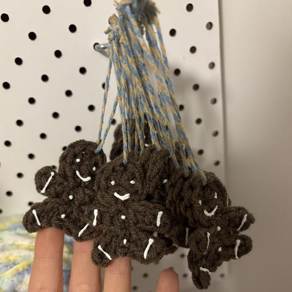 Crochet Pattern Gingerbread Man Decoration Mini Christmas Garland ...