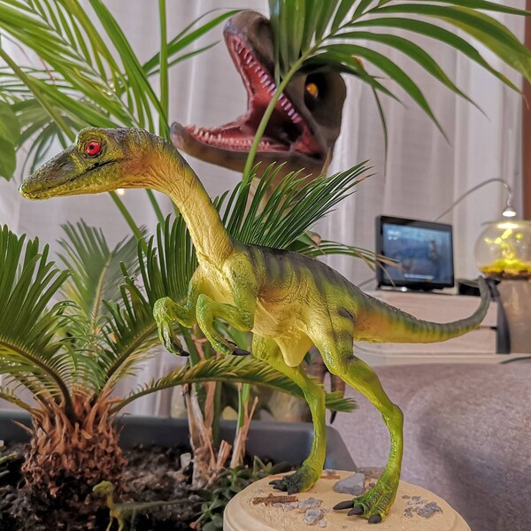 Life Size Compsognathus (compy) Dinosaur Prop Replica - Etsy