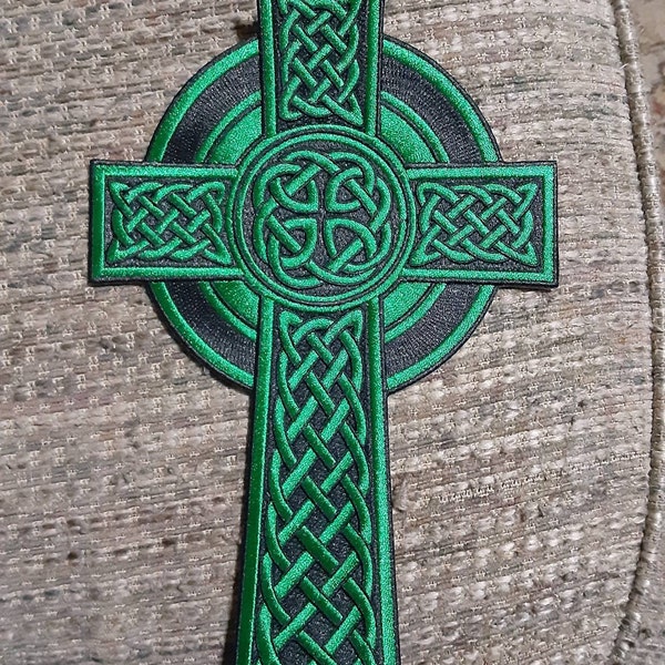 Large CELTIC CROSS PATCH Iron-on Embroidered Irish Green Crucifix ...