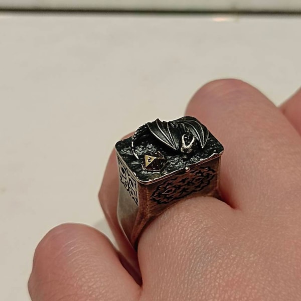 Dragon Ring Box and Mini Dice Set for DND Custom Engraved Text Ring D20 ...