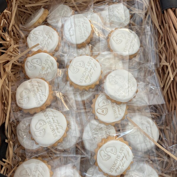 CUSTOM Names and Date With Fancy Font Cookie Biscuit Stamp Fondant Cake ...