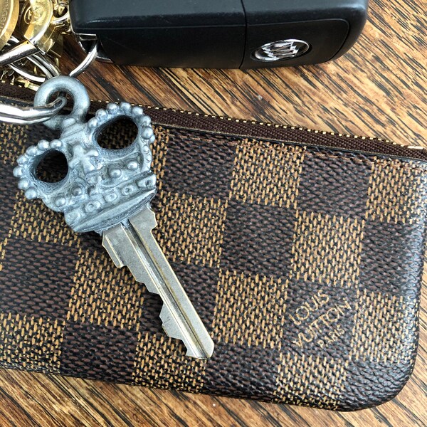 Skeleton Key...skull and Crossbones Key Blank - Etsy