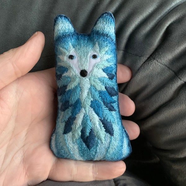 Wolf - Embroidery Kit - Etsy