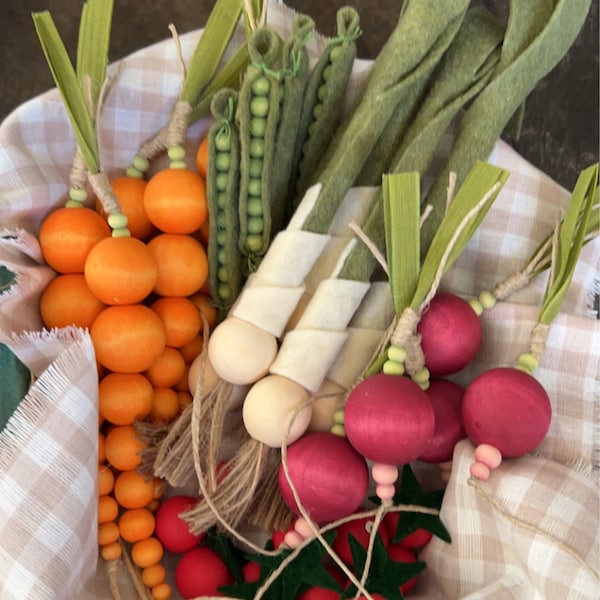 Farmhouse Wood Bead Veggie Basket, Wood Bead Vegetables, Farmers Market ...