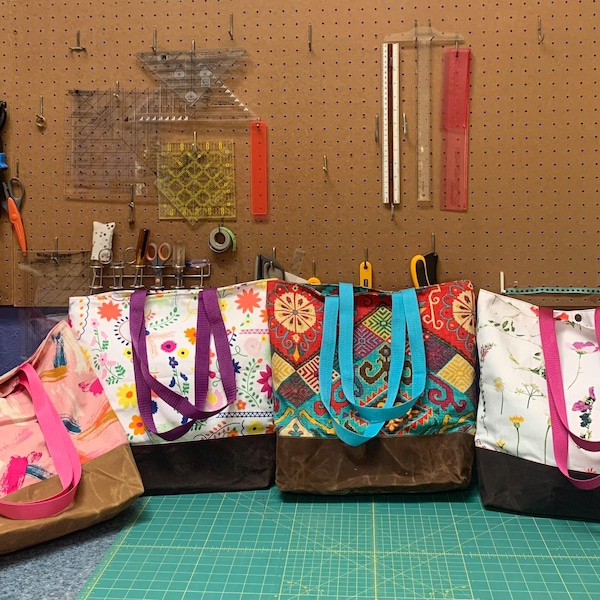 1/2 Inch POLYESTER Rick Rack 13mm by the Yard 22 Colors Ric Rac Wavy ...