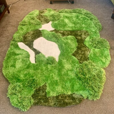 Realistic 3D Moss Area Rug With Grassy Turfs, Green Irregular Grass ...