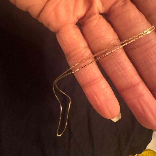 14k Solid Yellow Gold Shiny Box Chain Necklace 13 14k Solid Yellow Gold Shiny Box Chain Necklace 13