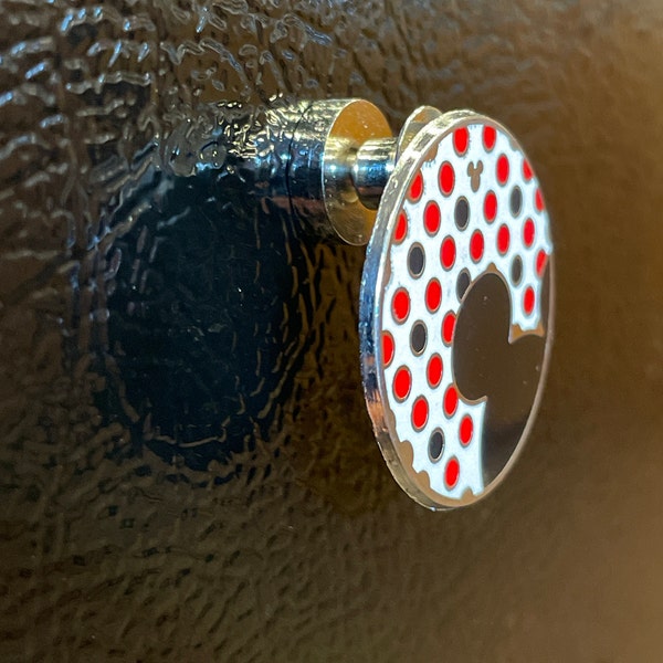 MAGNETIC LOCKING BACKS / Turn Enamel Pins Into Magnets - Radbacks ...