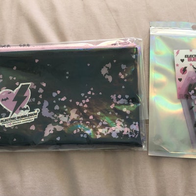 Liquid Glitter Tiny Wallet Life in Plastic, It's Fantastic Pink Small ...