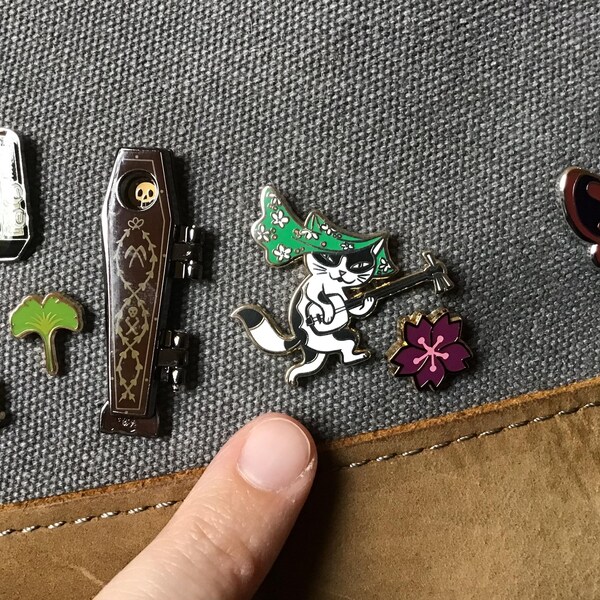 KASA OBAKE Yokai Enamel Pin - Etsy