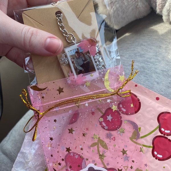 Resin Photo Keychain With Flowers | Photo Keychain | Resin Keychain ...