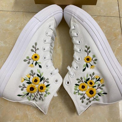 Embroidered Converse/custom Converse Hi Tops/converse Yellow Daisy ...