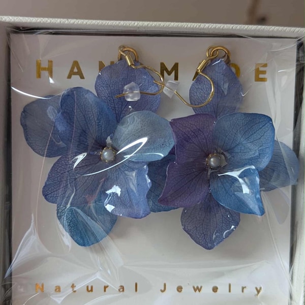 Real Hydrangea Flower Earrings, Handmade Pressed Hydrangea Flower Resin ...