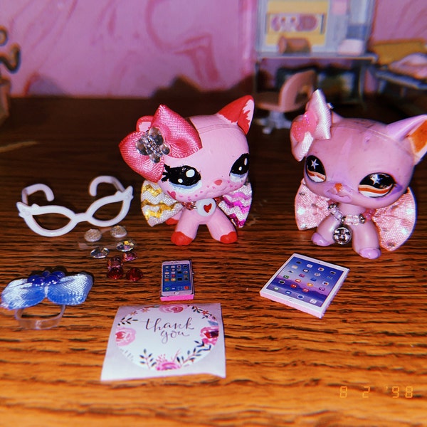 Littlest Pet Shop LPS 12 PC Clothes PINK Accessories Grab Bag Custom ...