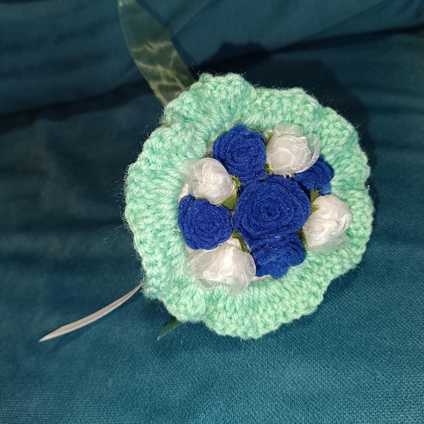 Crochet Mini Rose Bouquet Hanger Pattern, No-sew Crochet Pattern ...