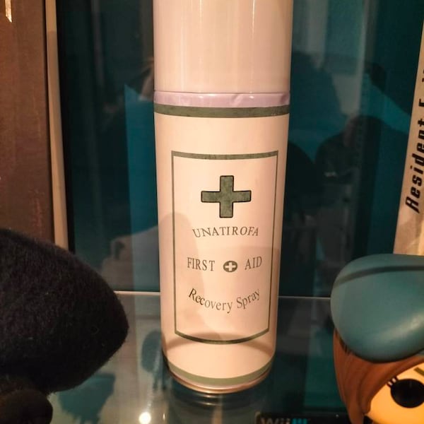 Las Plagas Parasite Syringe Resident Evil 4 Biohazard Umbrella ...