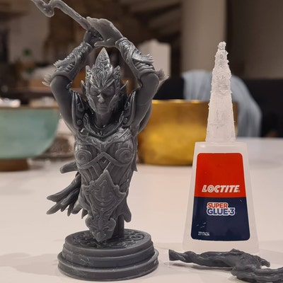 Ag Vampire Miniature Female With Sword Dungeons and Dragons Mini - Etsy