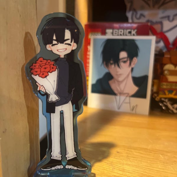 Alien Stage | Character Standees - Etsy