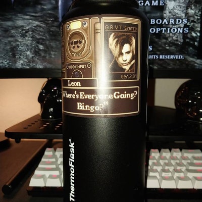 Resident Evil 4 Sticker, Leon Kennedy Sticker, Pixel Art Sticker ...