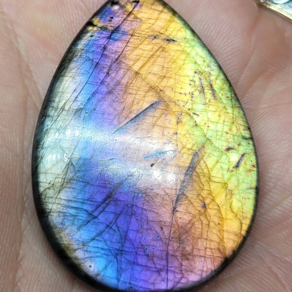 Very Attractive Big Size AAA+ Quality Rainbow Spectrolite Cabochon ...