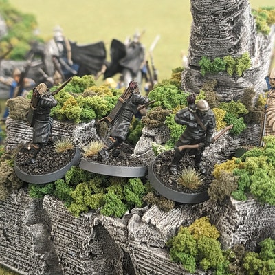 West Human Royal Guard Banner 28mm Dnd Miniature Dungeon and - Etsy