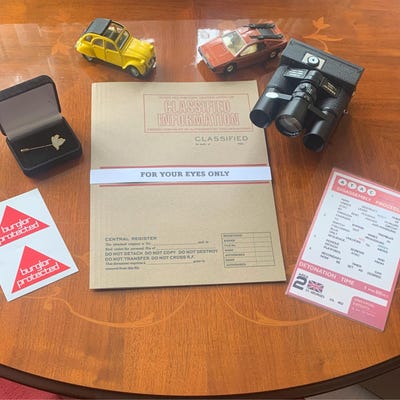 Movie Prop Special Agent Case Investigation Files / 3 X Investigation ...