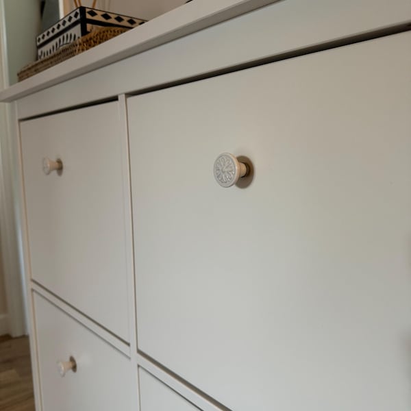 Brass Sample Disc Swatches in Antique Gold, Silver, Matte Black ...