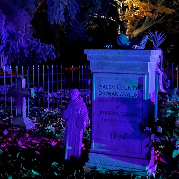 Evil Soul Studios LIFE SIZE Vintage Series Rest Gently Tombstone ...