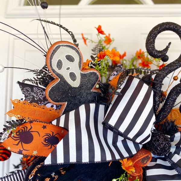 FEED ME Sign, Pre Order, Wreath Attachment, Centerpiece Sign, Plant Sign, 11.5 Inch, Little Shop ...